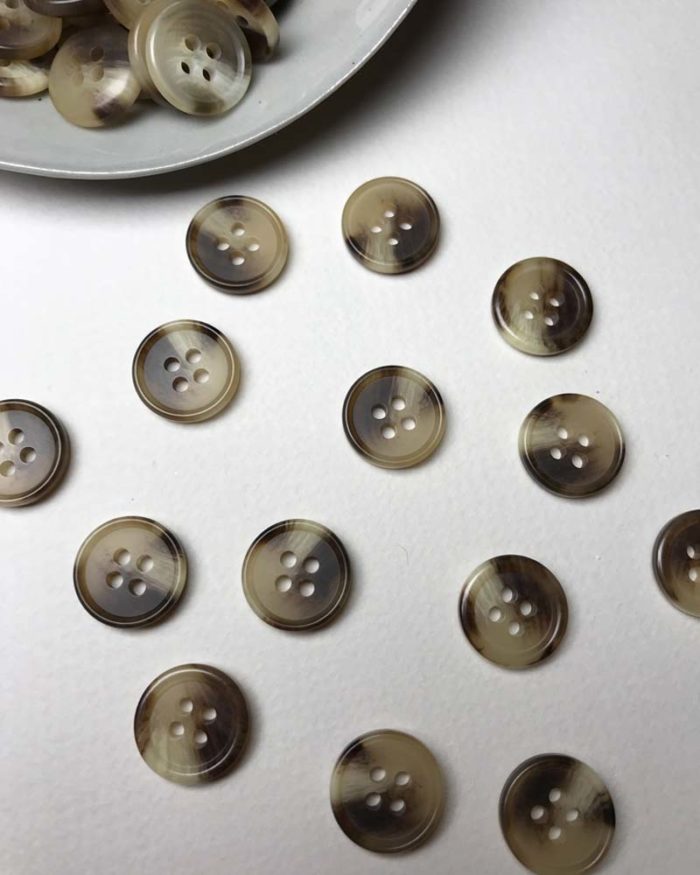 8mm 4 hole ditzy buttons - Libertashery